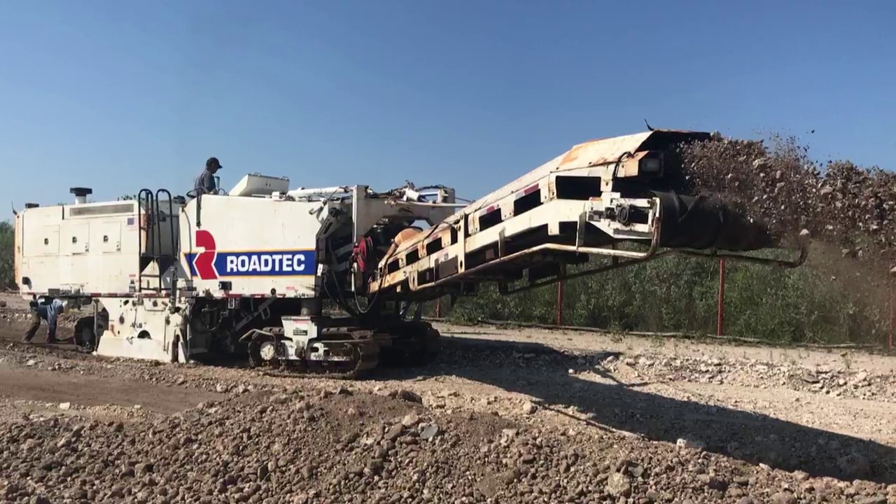 PERFILADORA ROADTEC RX50 - YouTube