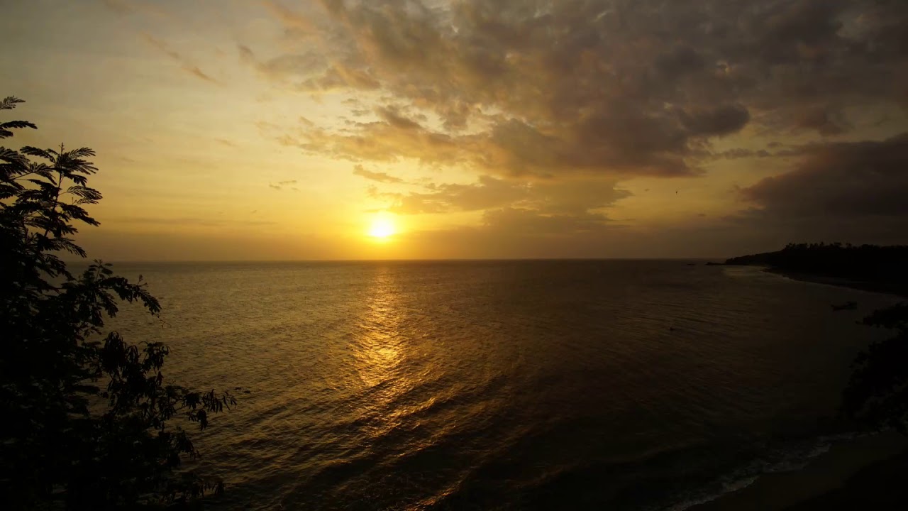 Lombok Sunset Timelaps 2018 at Lombok Wave - YouTube