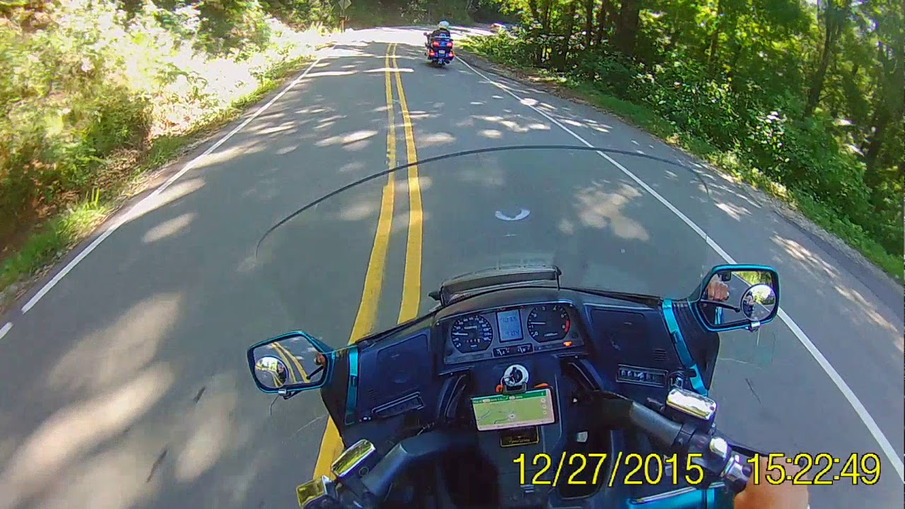 Diamondback 226A on a '92 Goldwing June 2018 - YouTube