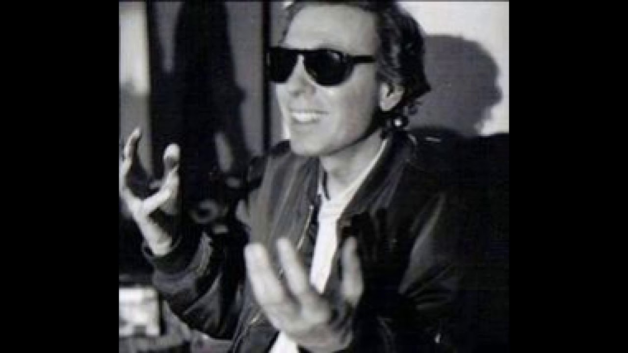 Scott Walker - It's Raining Today Scott 3 (1969) LIVE VERSION - YouTube