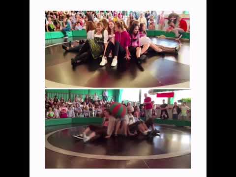 A Devil’s wheel,Teufelsrad or human roulette.#devilswheel#octoberfest#munichgermany#shorts