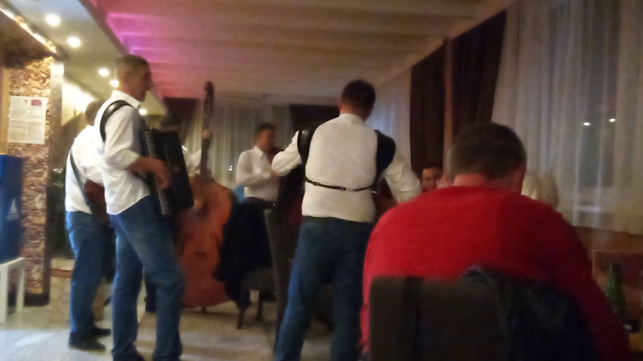Taduraski Orkestar Doodra Banda IZ Srbobran - YouTube