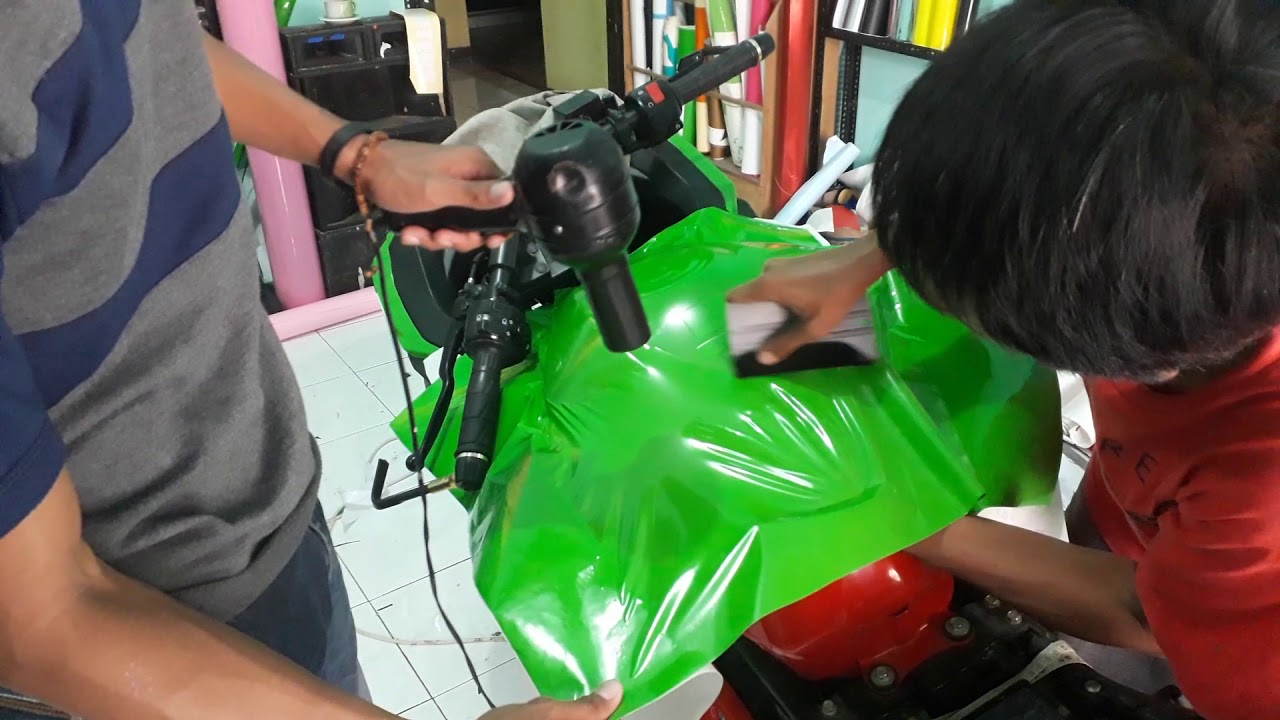 proses cutting sticker ninja - YouTube