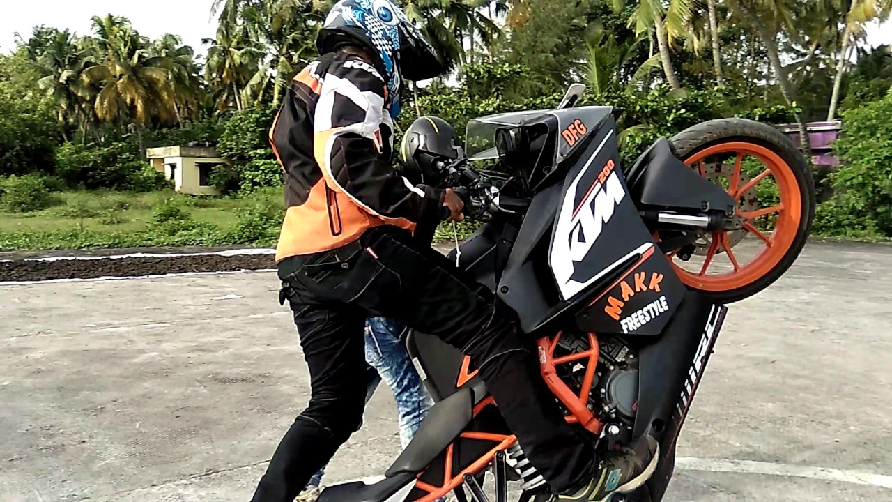 KTM RC 200 STUNT BIKE FREESTYLE - YouTube