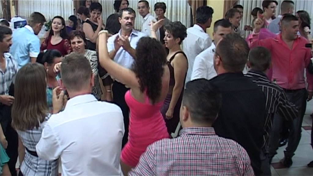 Formatie nunti- ,, Alex Dande''- nunta Perla - YouTube