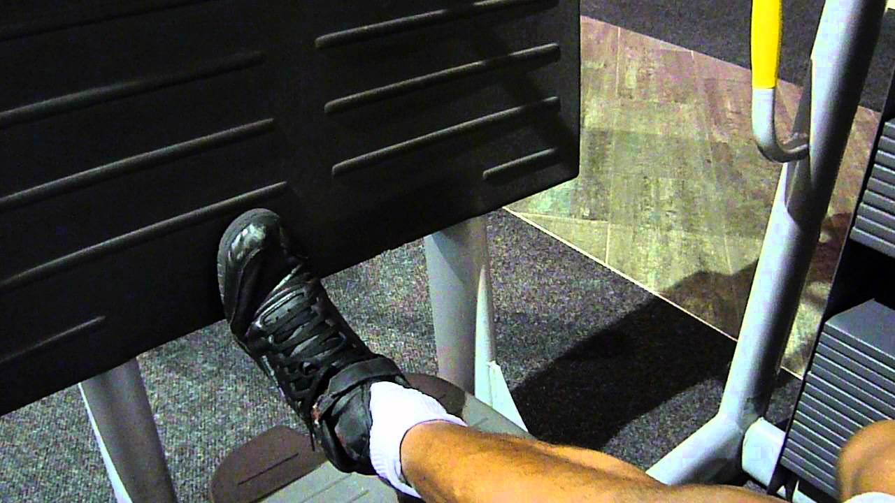 Single leg calf raise on leg press machine duck feet - YouTube