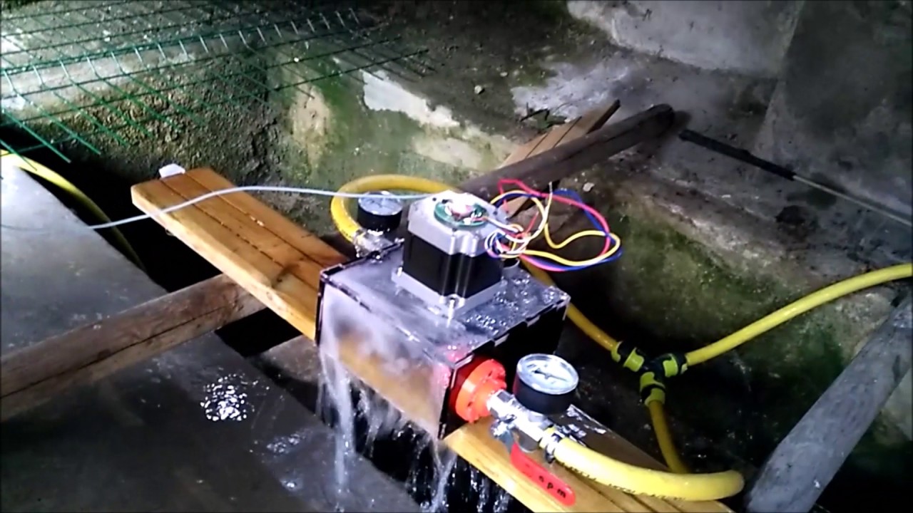 Pico turbine hydroélectrique, roue Pelton, moteur brushless, carter ...