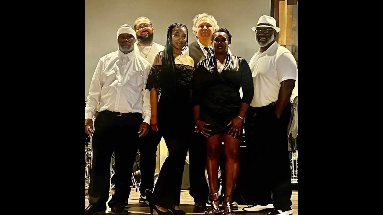 Breeze Band live at Big Bar - YouTube