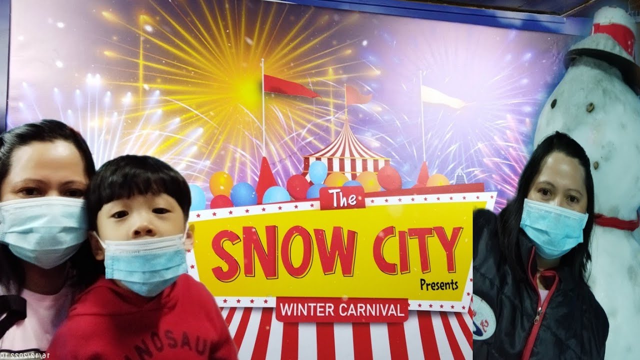 BUMPED CAR'S RIDE AT SNOW CITY SINGAPORE - YouTube