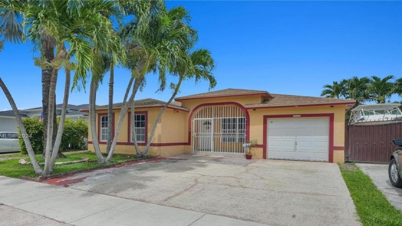 27111 SW 134th Pl, Homestead, FL Presented by Hector Chinea. - YouTube