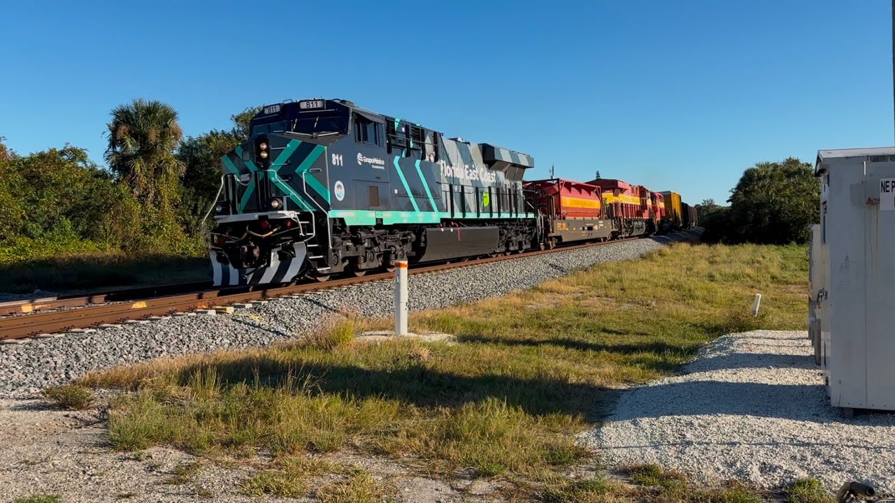 FEC TRAIN 206 & BLF 728 blue meet @3:51pm 11-22-24 - YouTube
