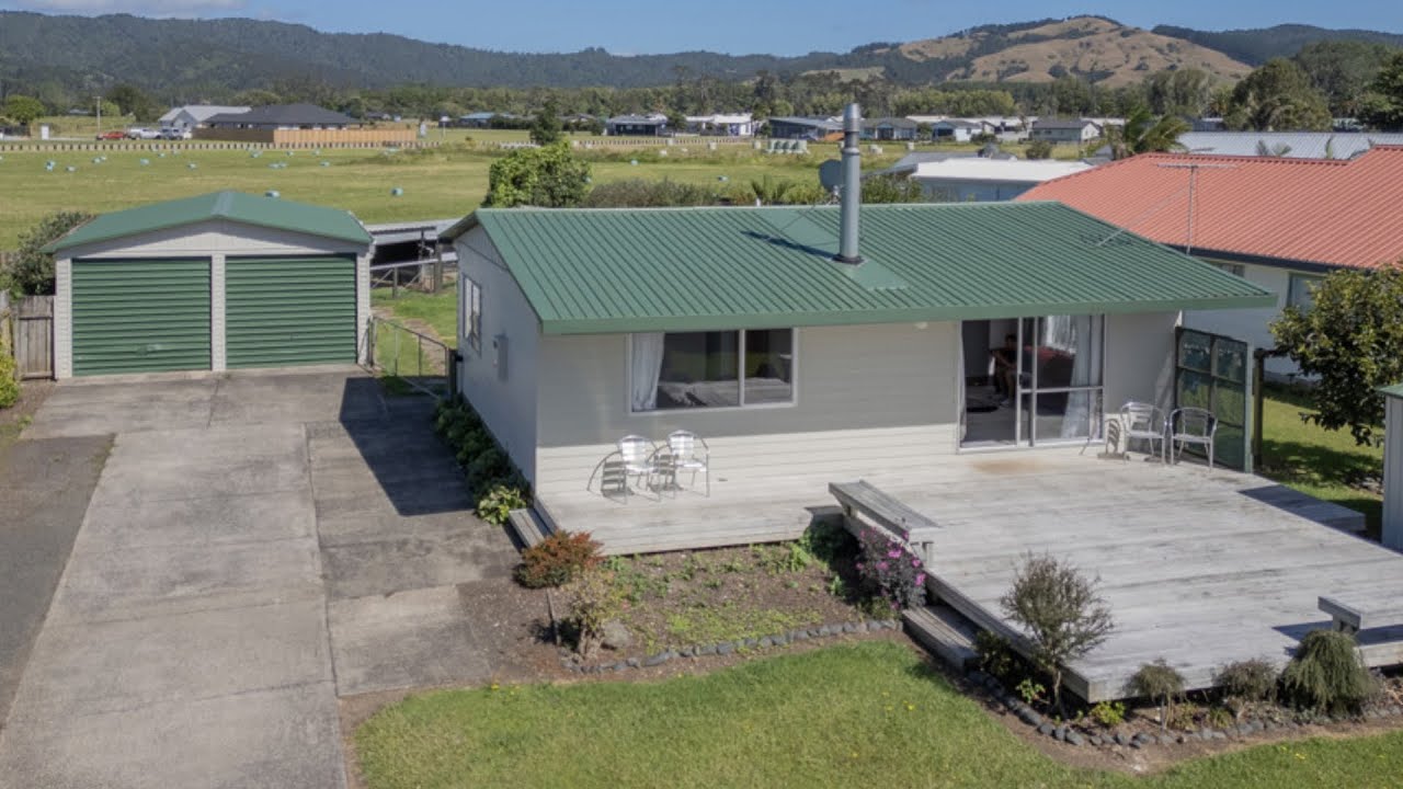 18 Meadow Drive, Whitianga - YouTube
