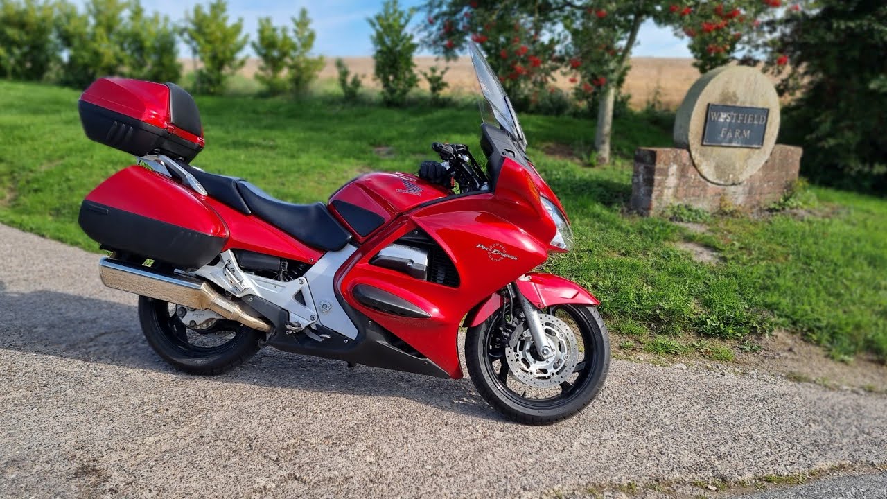 Out on big red, Pan European st1300, group ride on the moors - YouTube