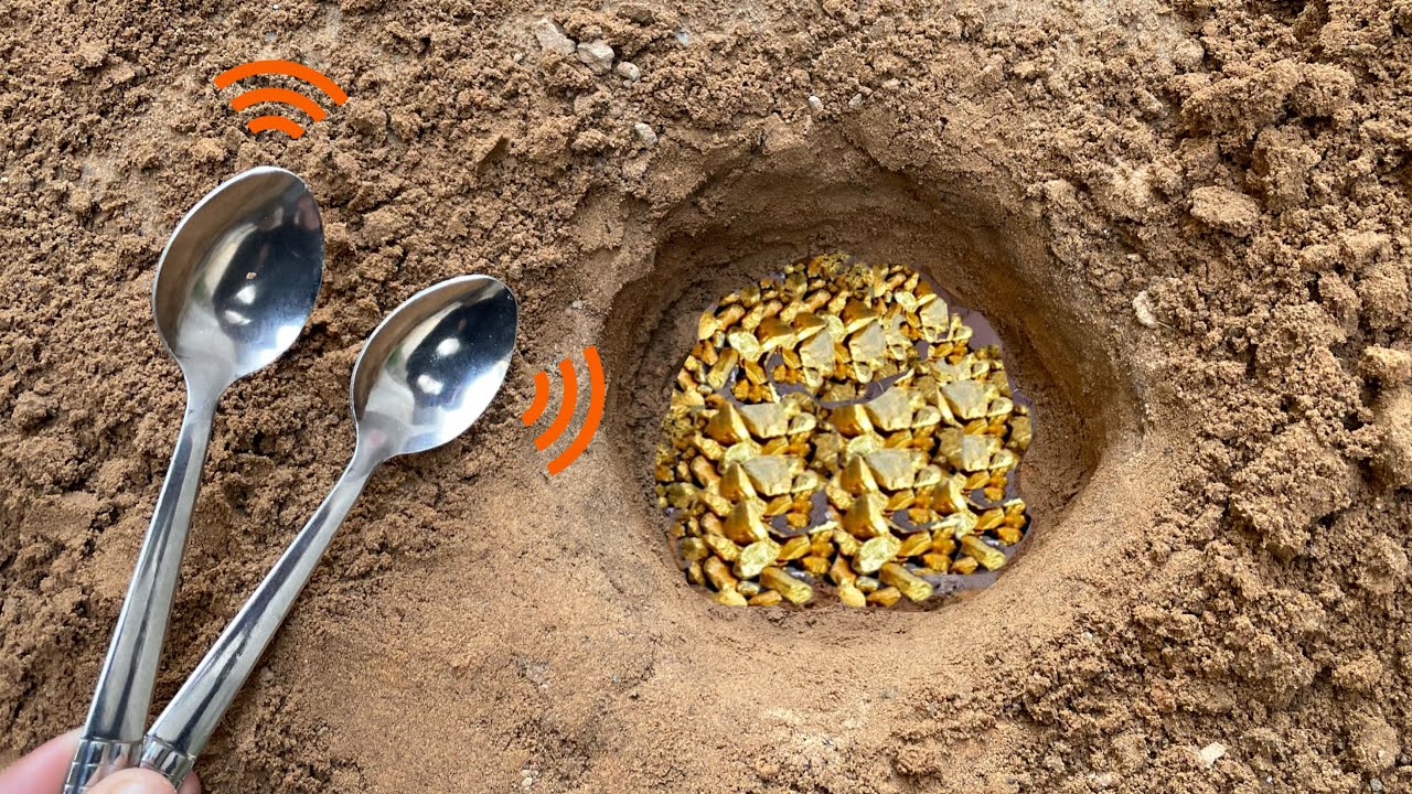 Spoon Gold Detecting: Long-Range Treasure Hunt - YouTube