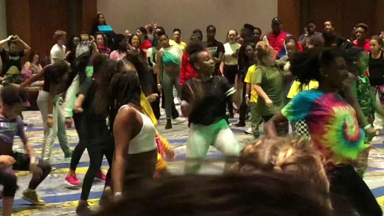Walk it out dance video at BTM! - YouTube