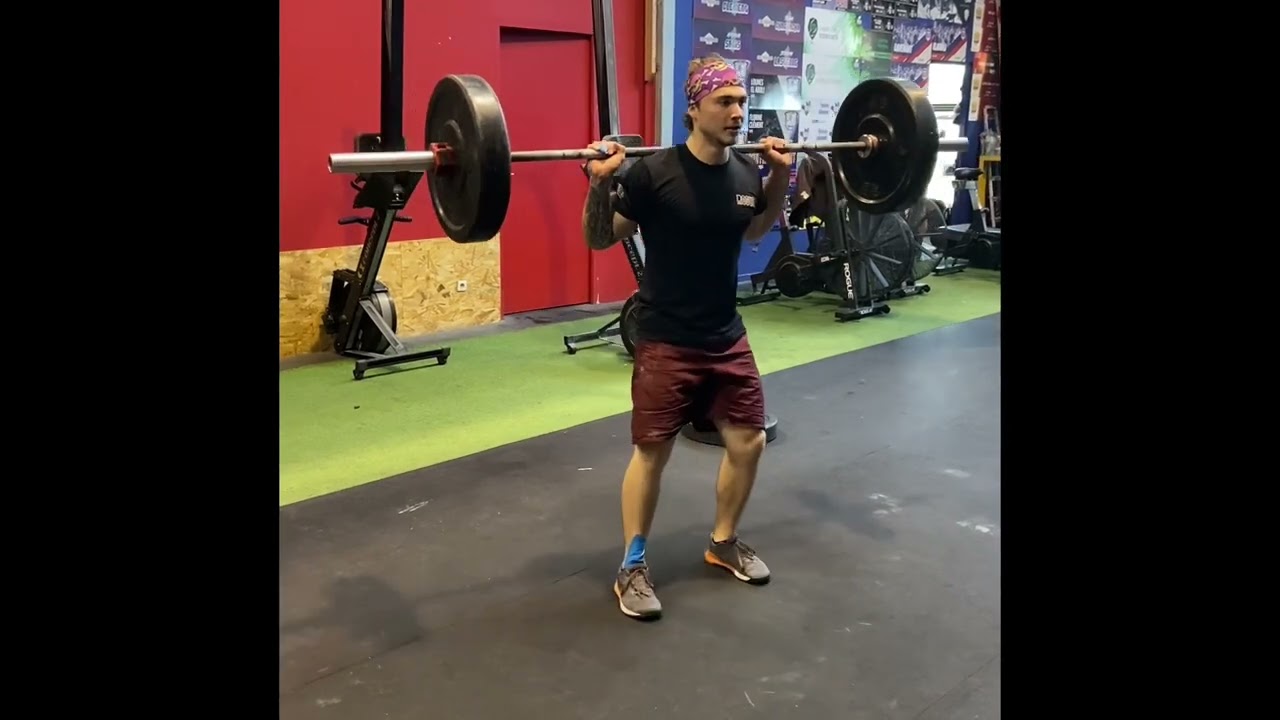 Barbell Step Back Lunges - CQFD Training - YouTube