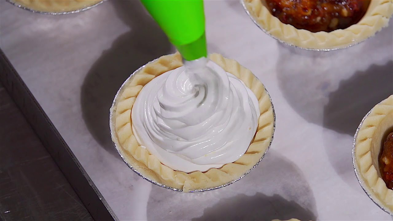 BAKO Mincemeat Meringue Pies - YouTube