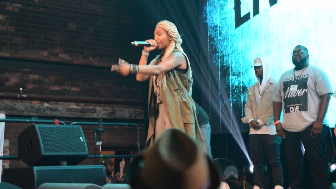 Female Rap QUEEN - YouTube