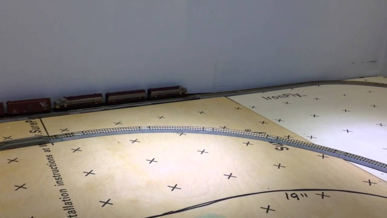 N Scale Canadian Pacific freight train goes all the way around Layout ...