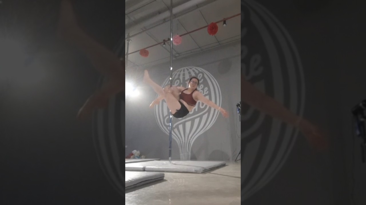 Pole dance - Martini - YouTube