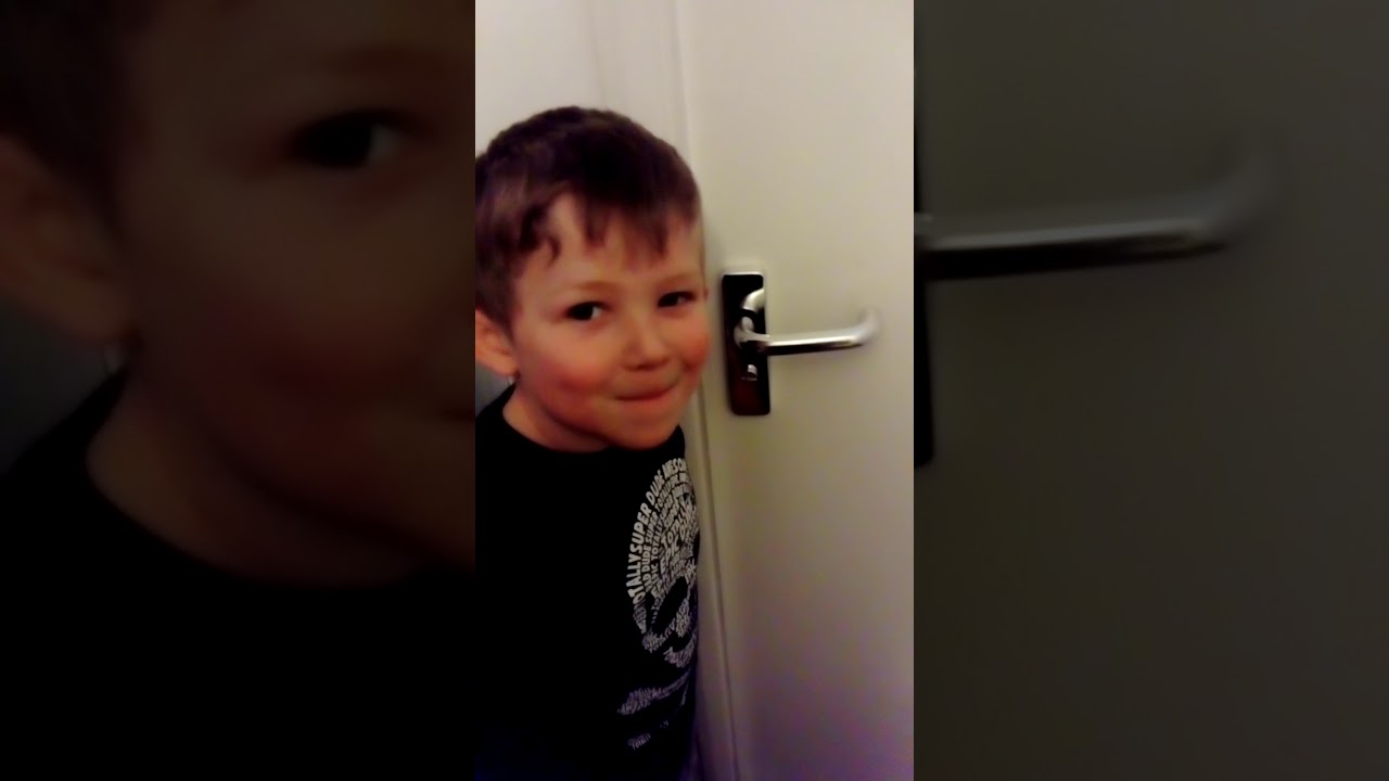 I Caught My Sister Singing In The Bathroom Youtube