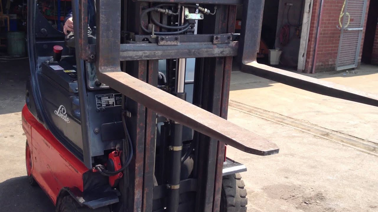 Linde E18 Forklift Truck 040.MOV - YouTube