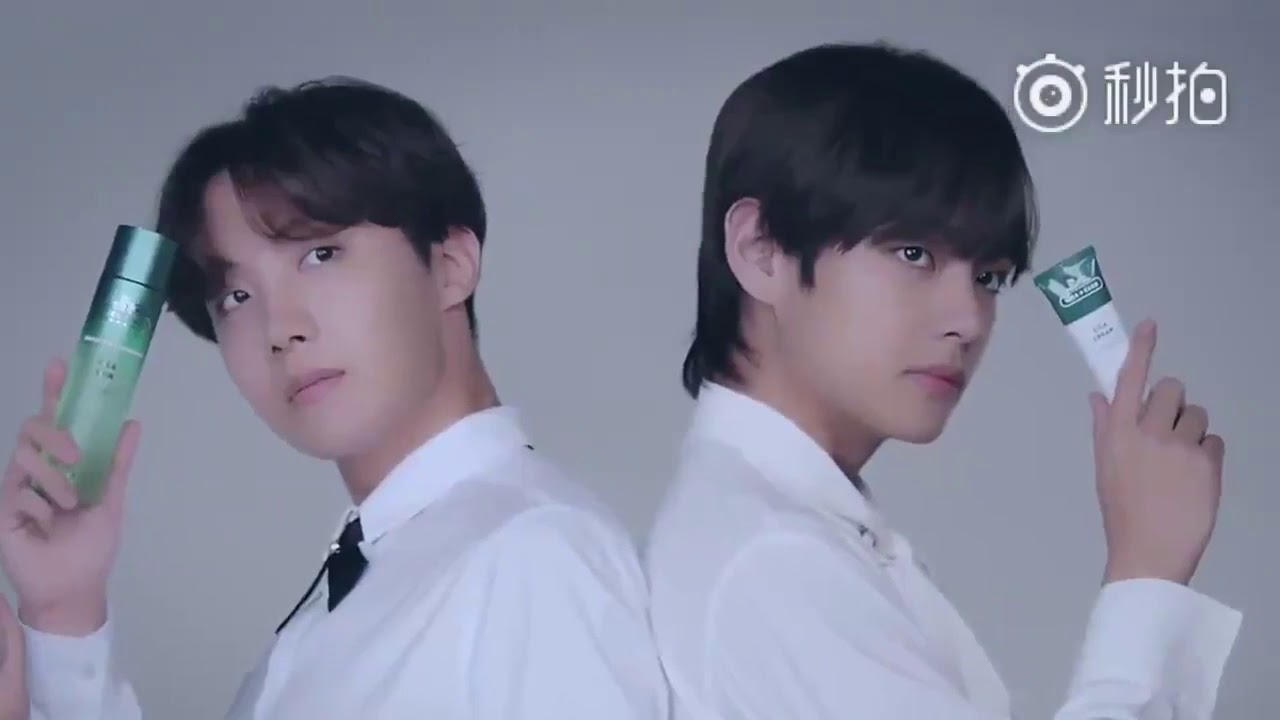 BTS vt Cosmetics Photo Zone Equivalent - YouTube