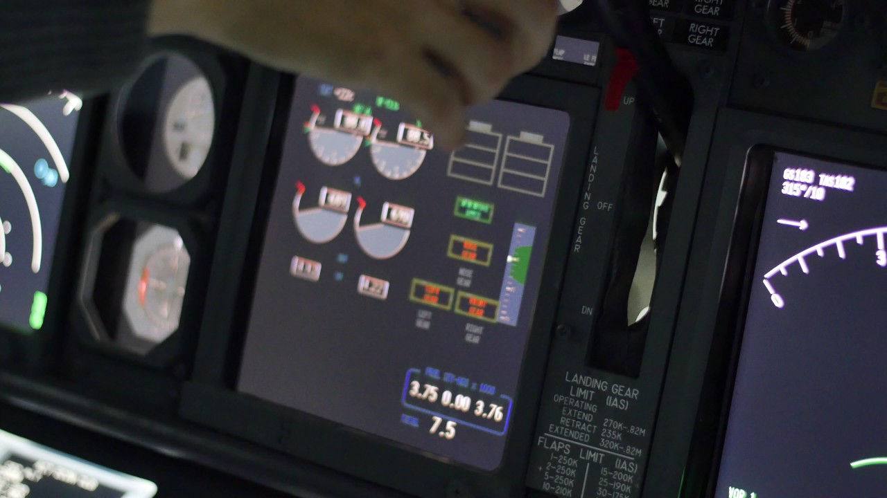 Sully - Flight 1549 - YouTube