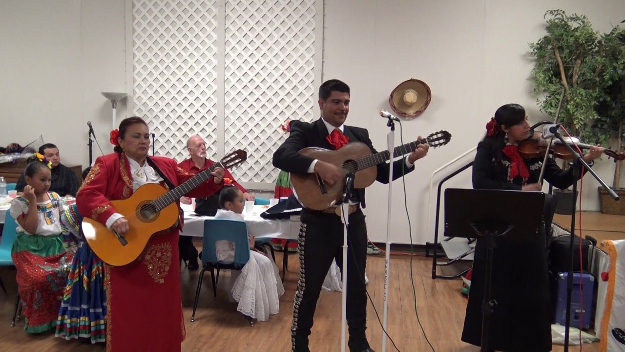 Las Alazanas danced by the MECATX ballet folklorico - YouTube