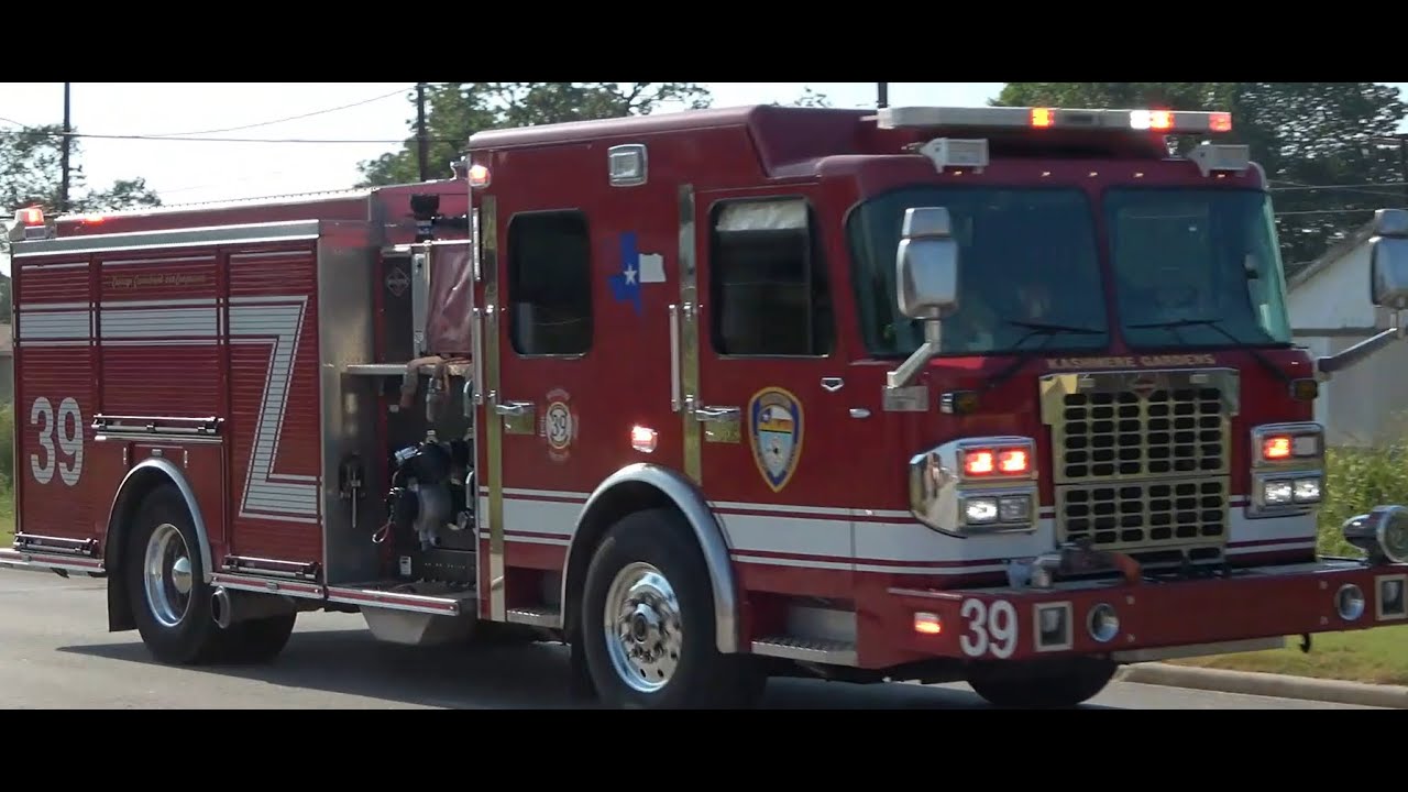 Houston Engine 39 Responds to Tree Fire [Houston Fire Department] - YouTube