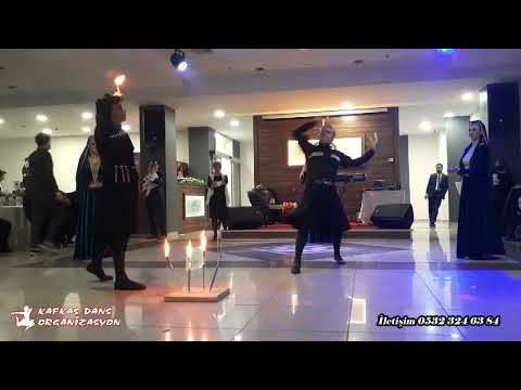 KAFKAS YABAR BIÇAKLI GÖSTERİ ALEVLİ BIÇAKLAR