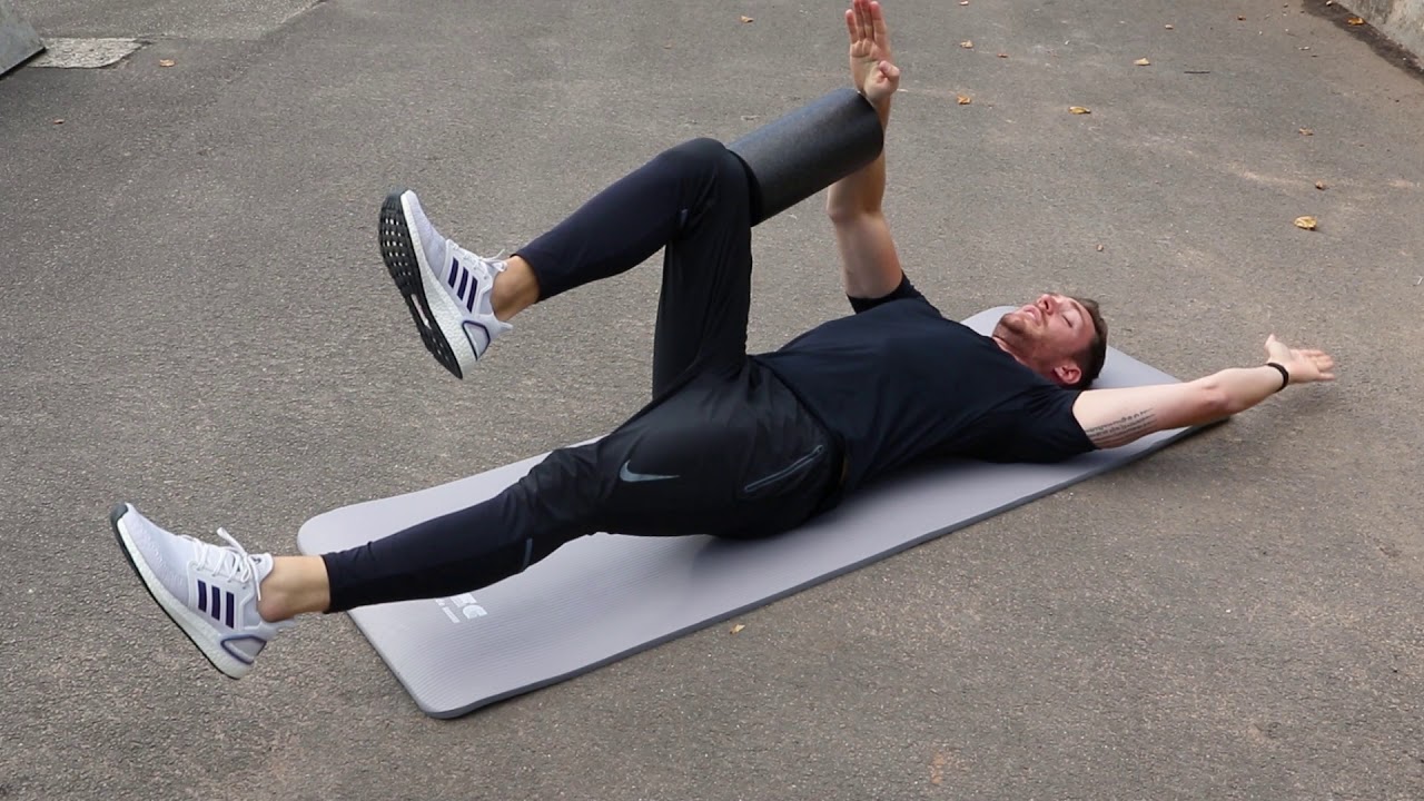 Blackroll Standard Übung 3 Bauchmuskeltraining und Rumpfstabilisation - YouTube