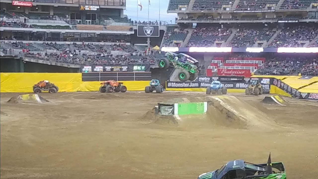 2020 Oakland Monster Jam Freestyle Massive Carnage!!! - YouTube