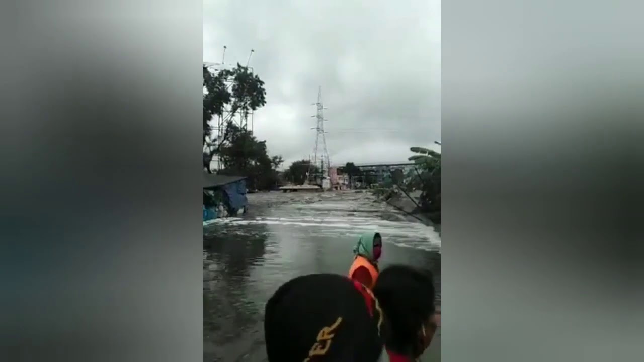 Heavy rains in Hyderabad | Chaderghat bridge under water | musi flows ...