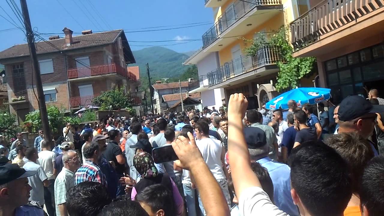 Oktisi 2013 Protesti 2 - YouTube
