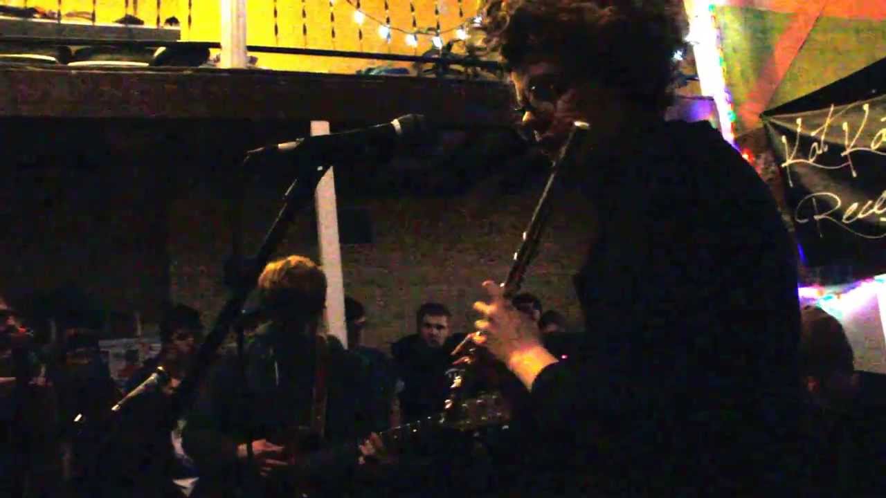 Jackie Paper - song 3 - YouTube