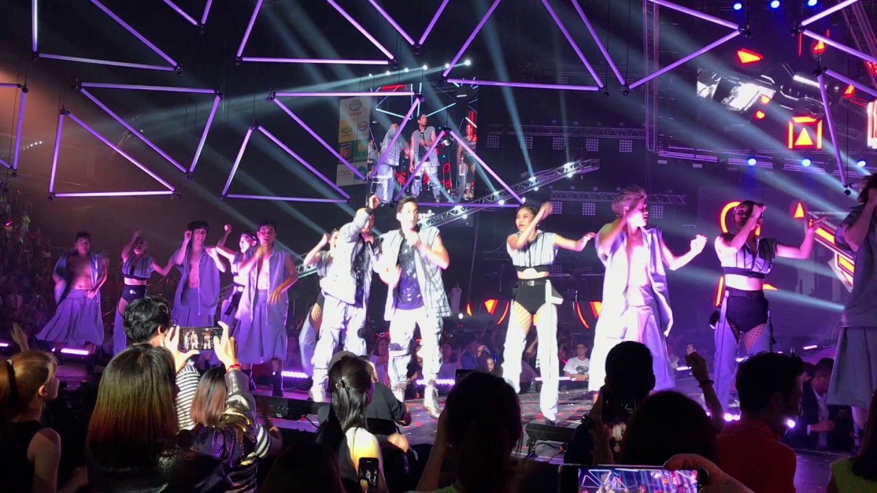 เกรงใจ ~ แร็พเตอร์ [ Raptor Concert 25 ปีไม่มีเกรงใจ ] - YouTube