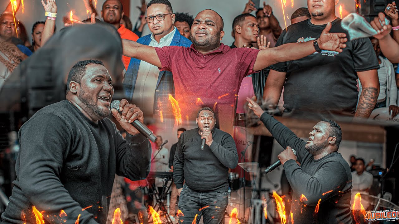 ESCALOFRIANTE TIENES QUE VER LO QUE PROVOCA ESTE JOVEN AL CANTARLE A ...