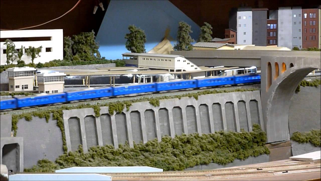 【鉄道模型】京急2100形 KEIKYU BLUE SKY TRAIN - YouTube