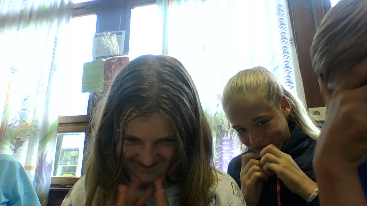 poep hoofd MeisjeDjamila stijl!!! - YouTube