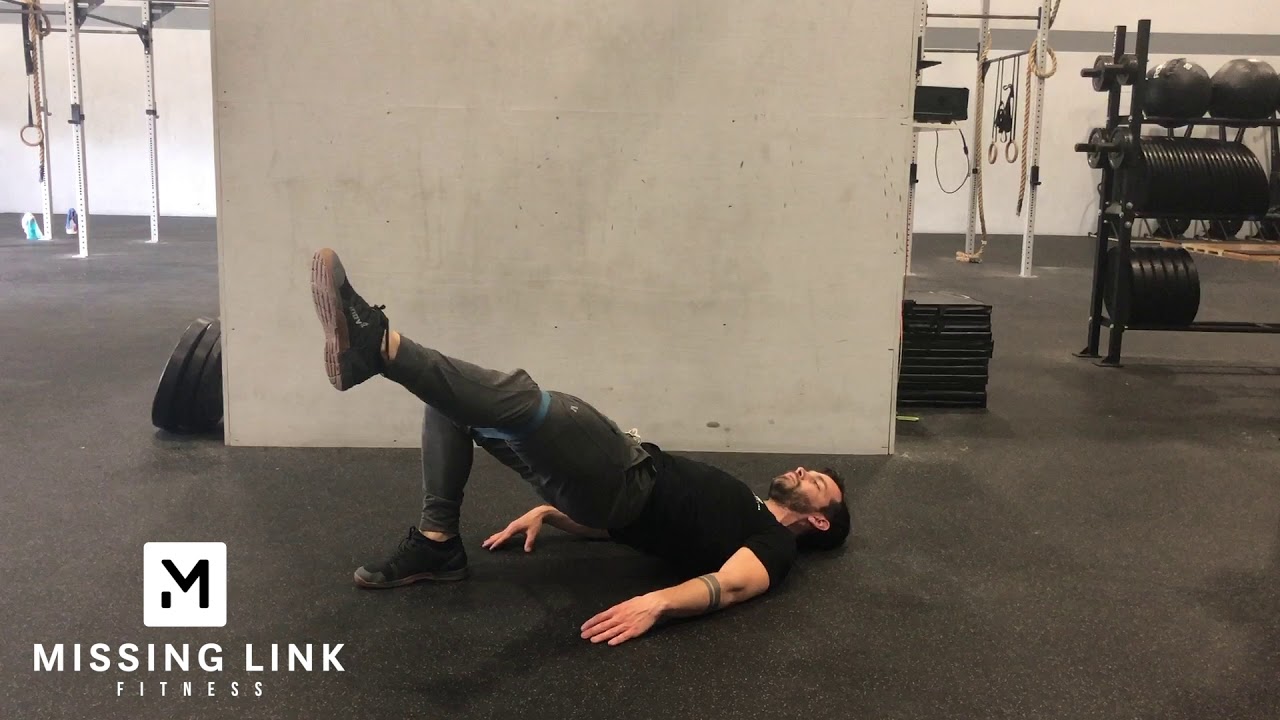 BANDED SINGLE LEG GLUTE BRIDGE HOLDS - YouTube