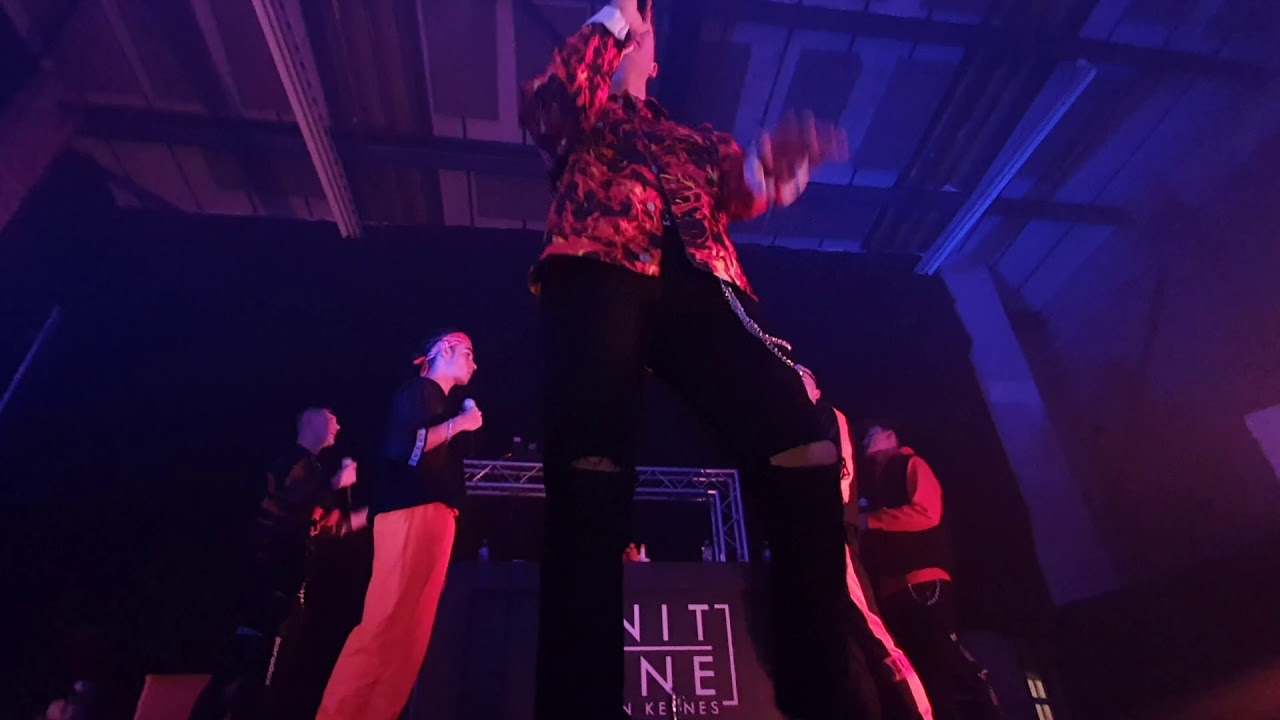 Easier-United vibe - YouTube