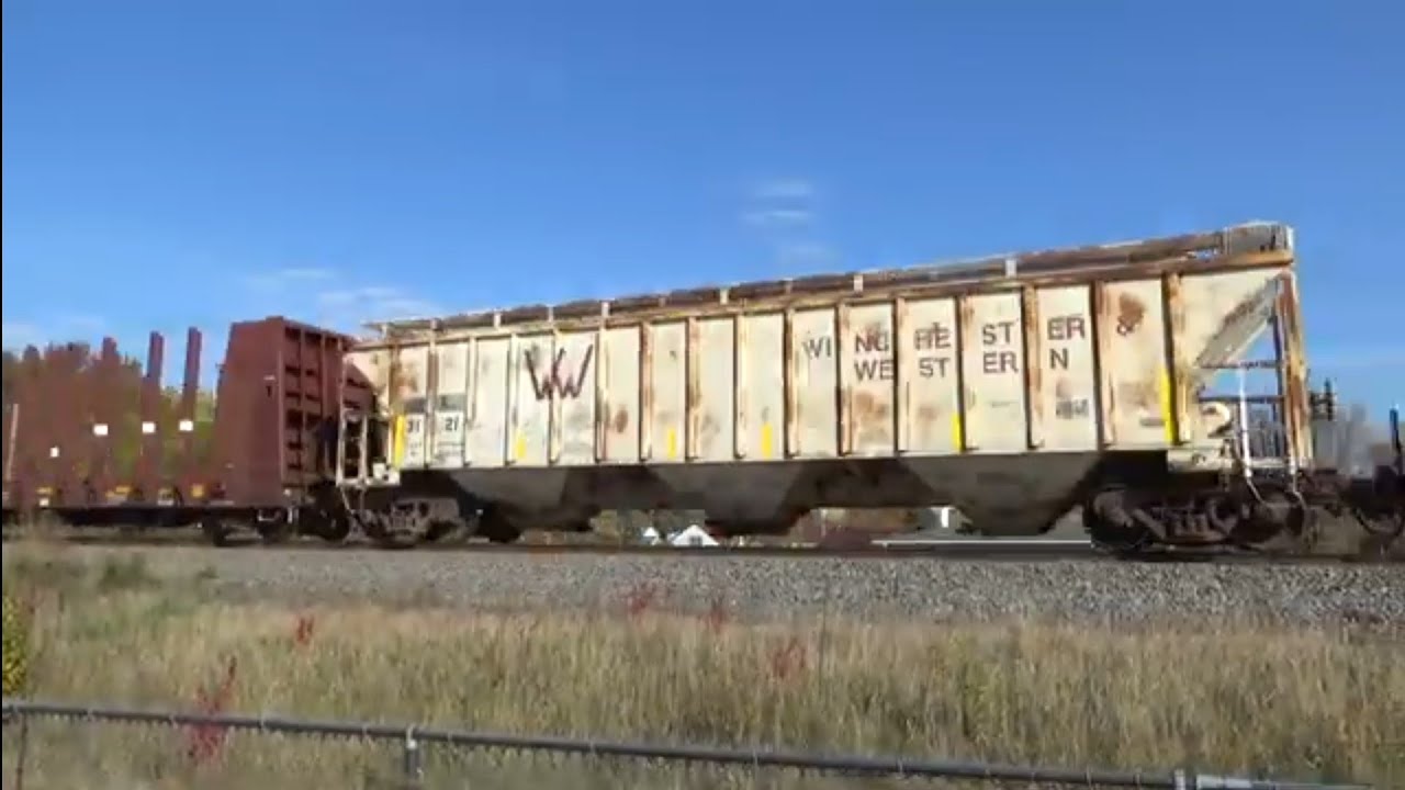 CN Southbound Mixed Train 10/19/24 Marshfield, WI - YouTube