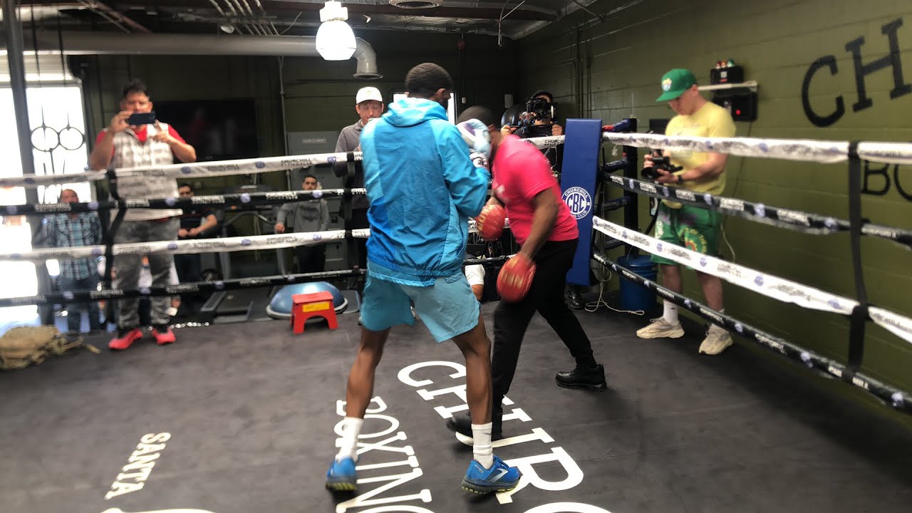 Charlo live EsNews Boxing - YouTube