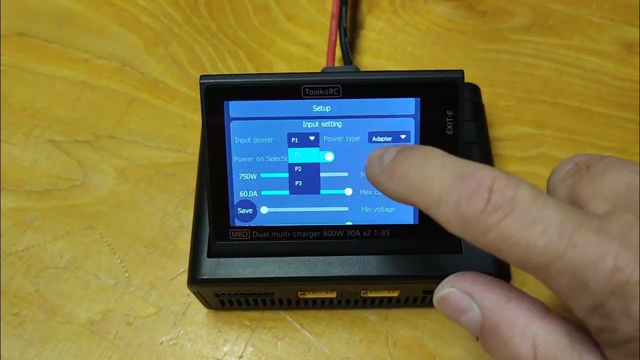 Battery charger ToolkitRc M8D - recensione completa ITA - YouTube