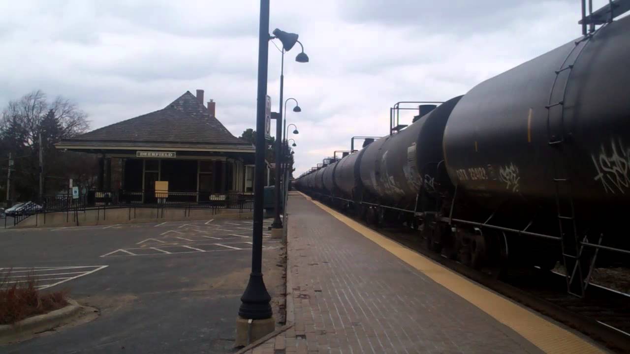 DME EMD SD40-2 3832 CP 6009 ICE 6211 Ethinal Freight Deerfield Metra ...