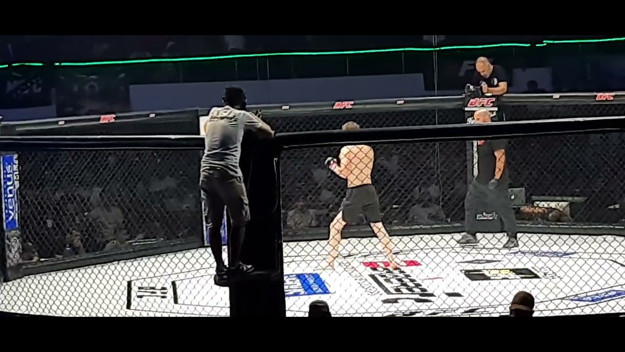 competition bfc combat 4 - YouTube