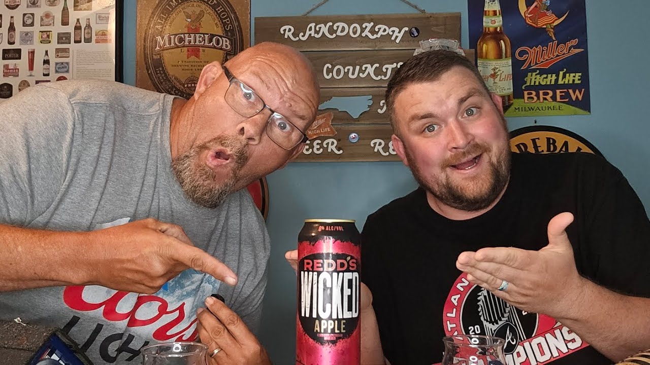 Wicked Apple Review from Redd's Brewing Co. 8% abv Well made watch till ...