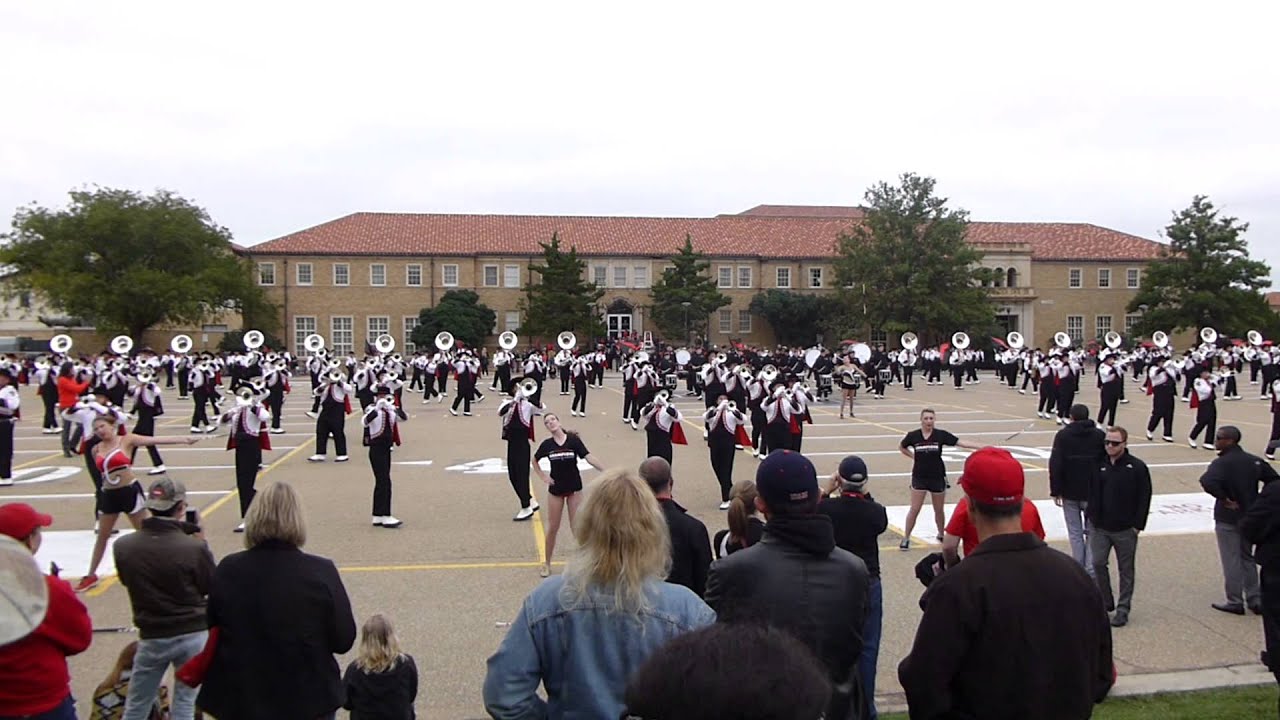 Texas Tech Goin' Band Fan Performance - Swing, Swing, Swing - YouTube