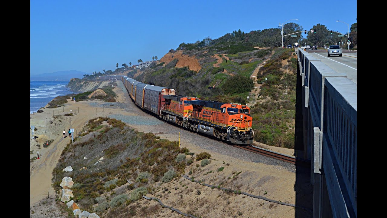 San Diego County- BNSF, Pacific Surfliners and Coasters (with NS 1074 ...